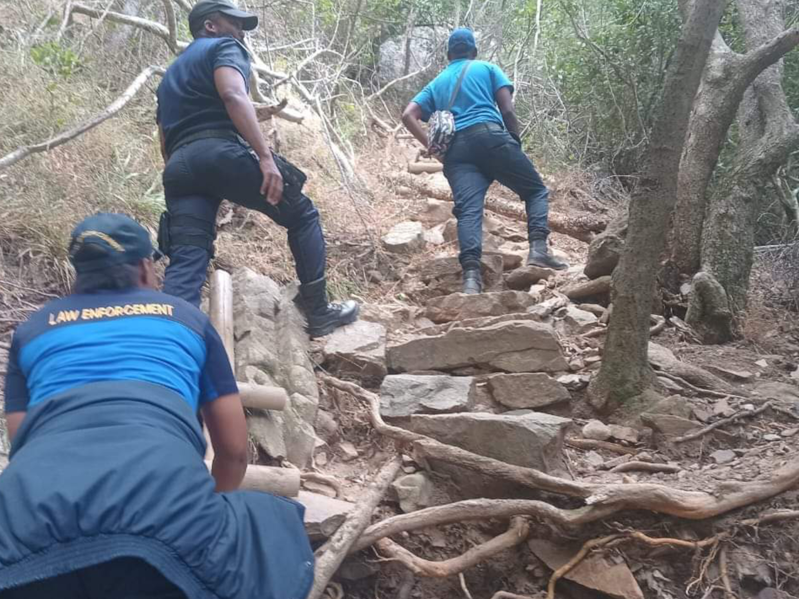 Silahlwe elakubo isigebengu siwa sishona kade sibaleka | Scrolla Izindaba