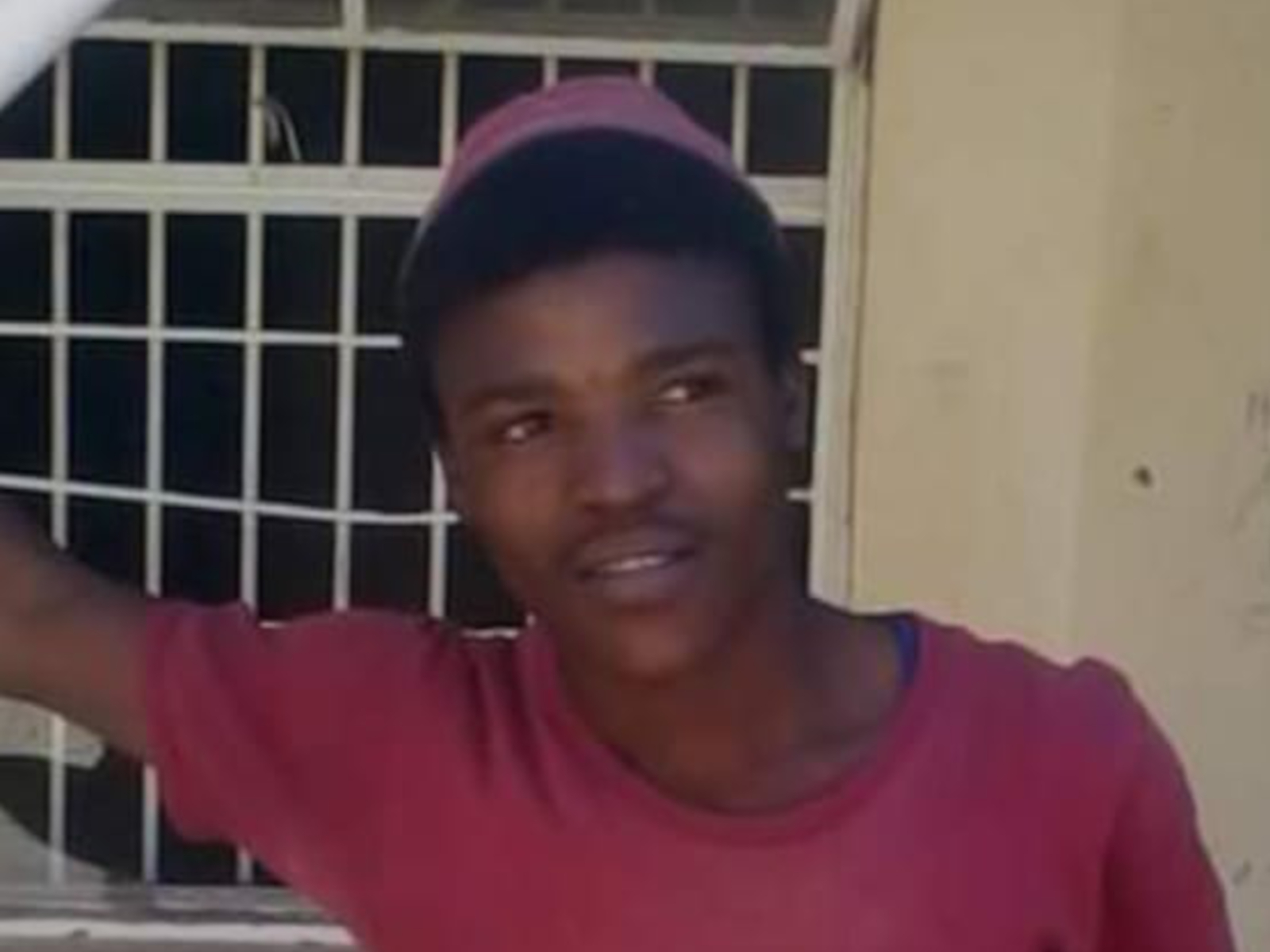 Utholakale eshonile owesilisa obesolwa ngokuntshontsha ...