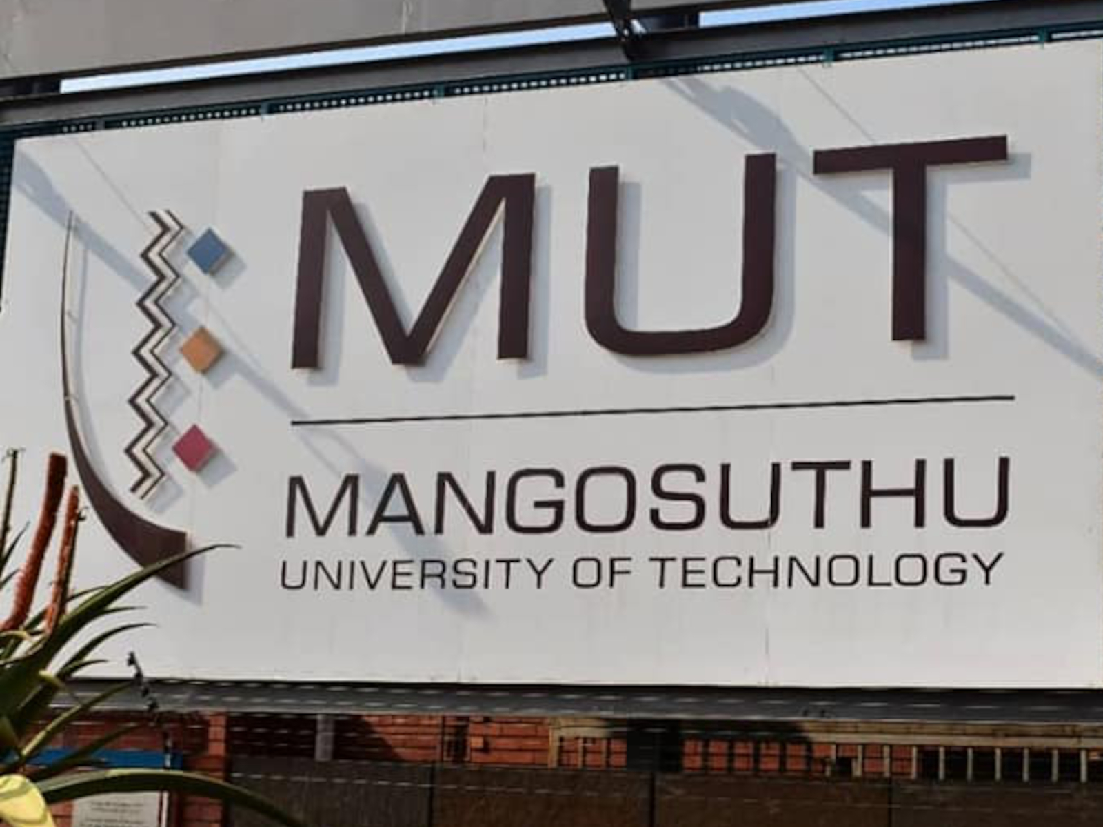 Abafundi bafuna i-IEC yengamele ukhetho lwabo ukuze lube ...