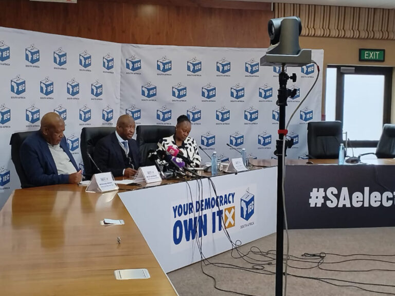 I-IEC seyiqinisekisile ukuthi ubuso bukaZuma buzoba emaphepheni okuvota ...