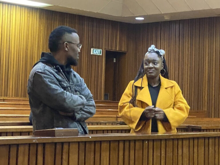 Izithandani zingase zibhadle ejele ngemuva kokulahlwa icala lokubulala ...