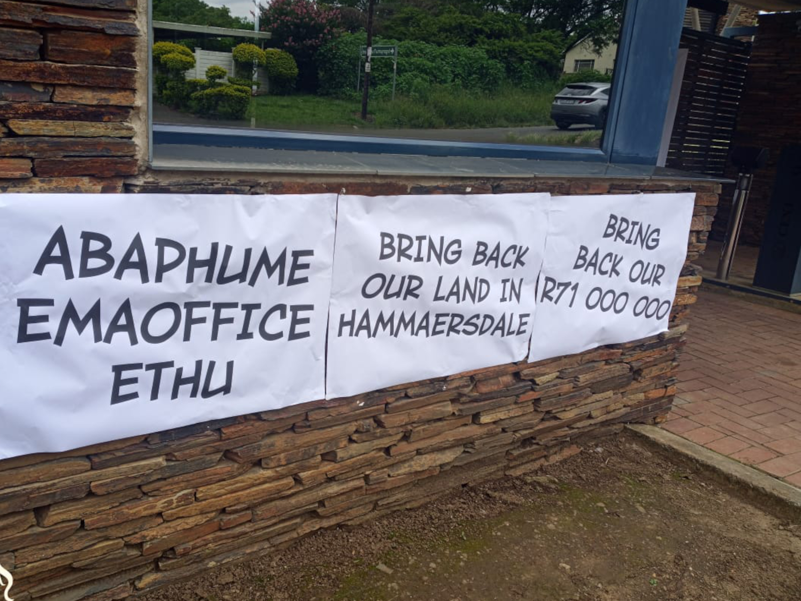 Izindaba ezifingqiwe zaKwaZulu-Natal: Izigodi zakwaZulu zifuna imali ...