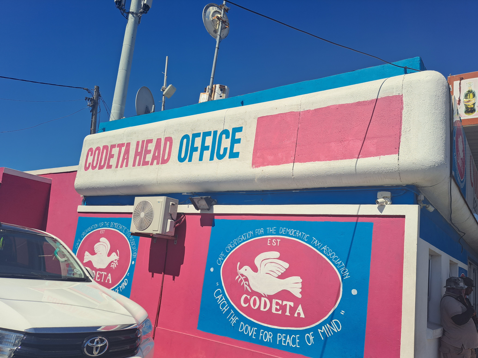 Umisiwe umshayeli ngokusabisa izithandani erenki yamatekisi | Scrolla ...