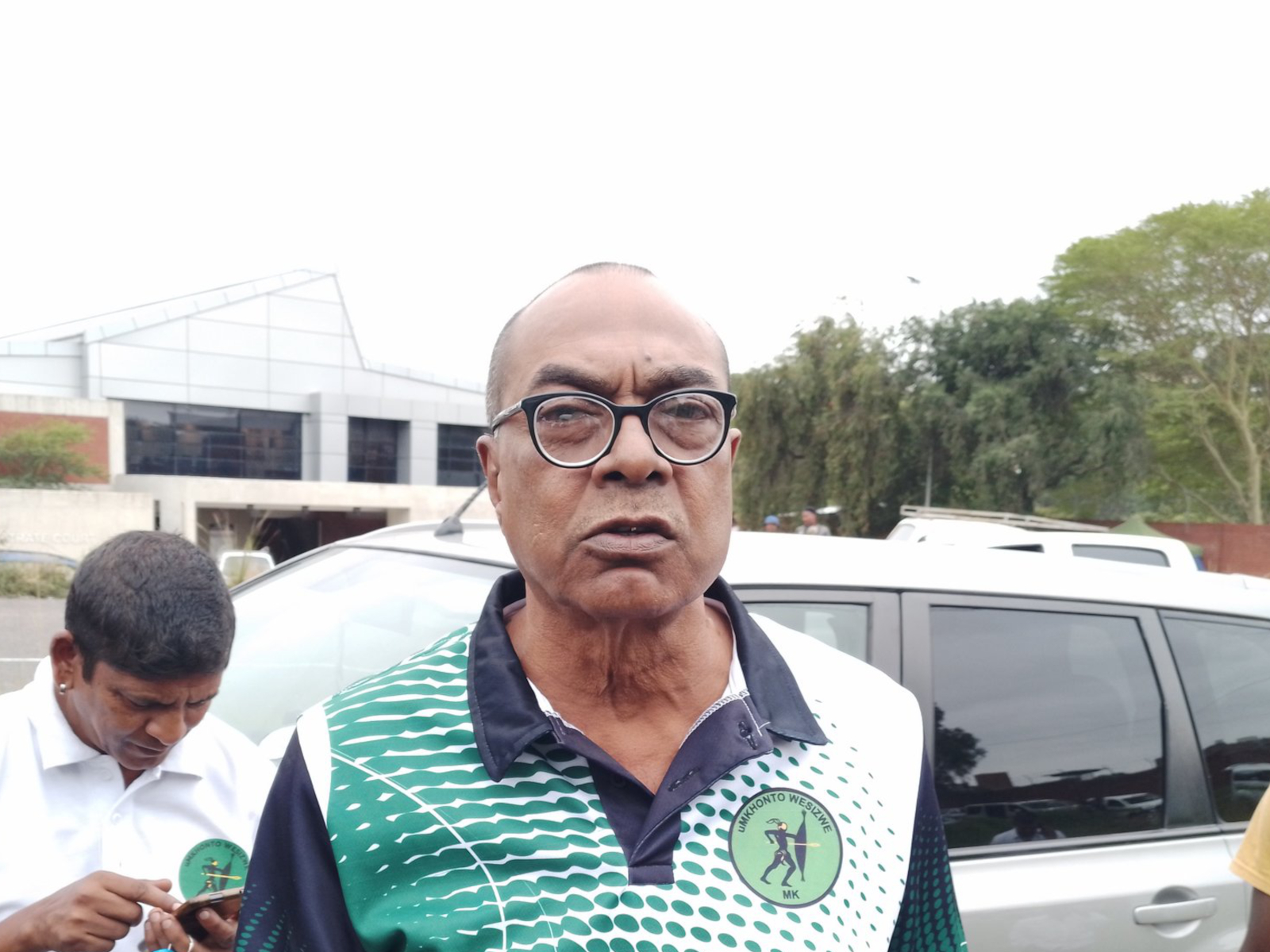 Uzakwabo kaZuma uRoy Moodley usethathe izintambo kwi-Royal AM | Scrolla ...