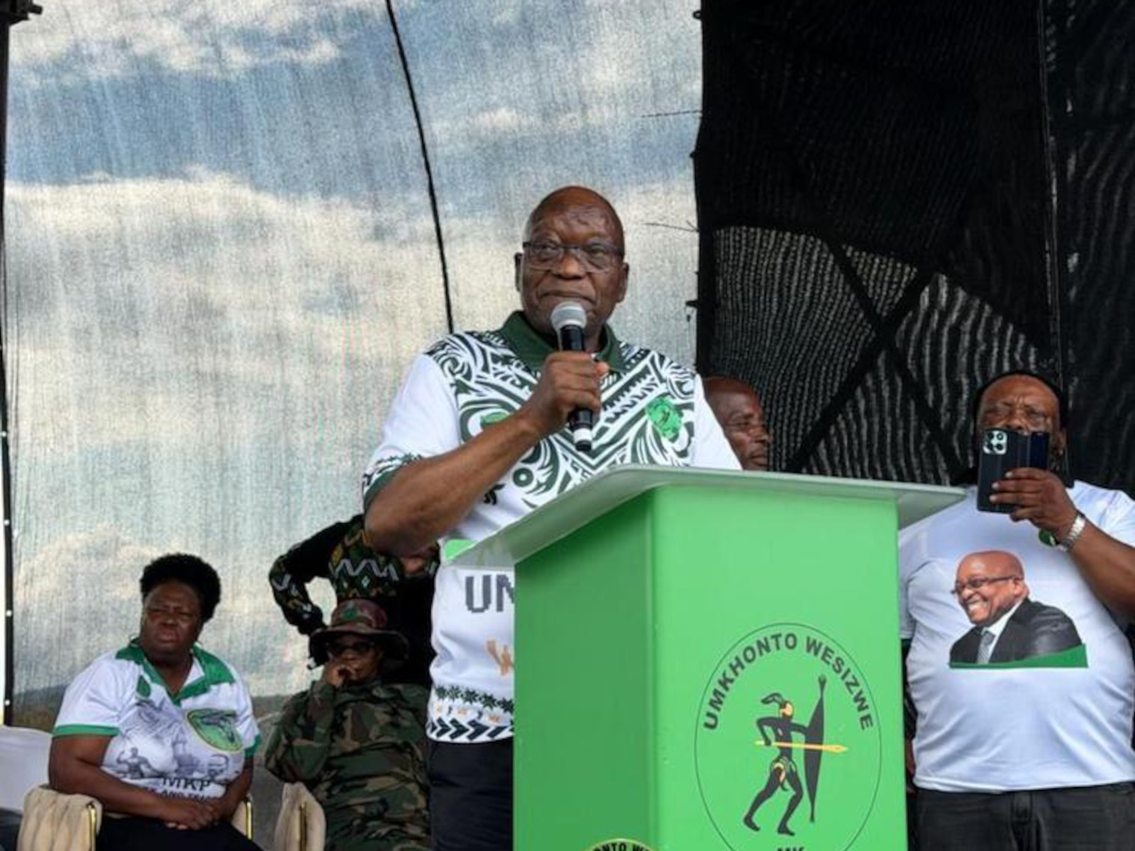UZuma ugadle kuRamaphosa kwaNongoma embiza ngomfana ozenza umlungu ...
